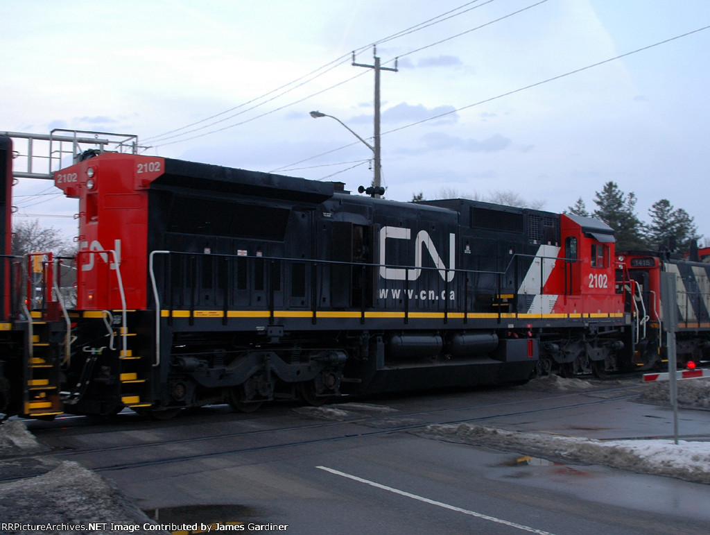 CN 2102